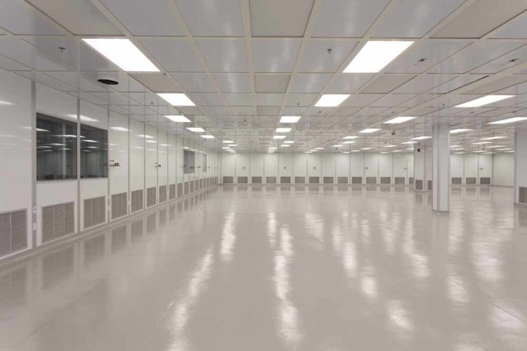 Cleanroom for a Microelectronics Manufacturer by Clean Rooms West, Inc.